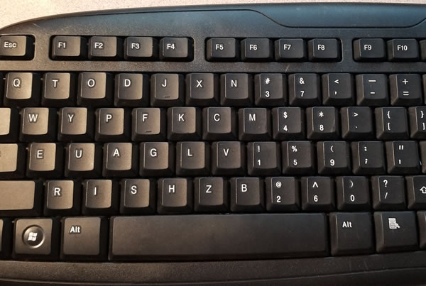 Vertical Qwerty Keyboard Global Nerdy