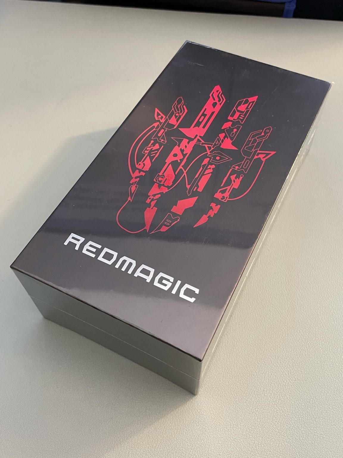 Unboxing the RedMagic 6R, in photos : Global Nerdy