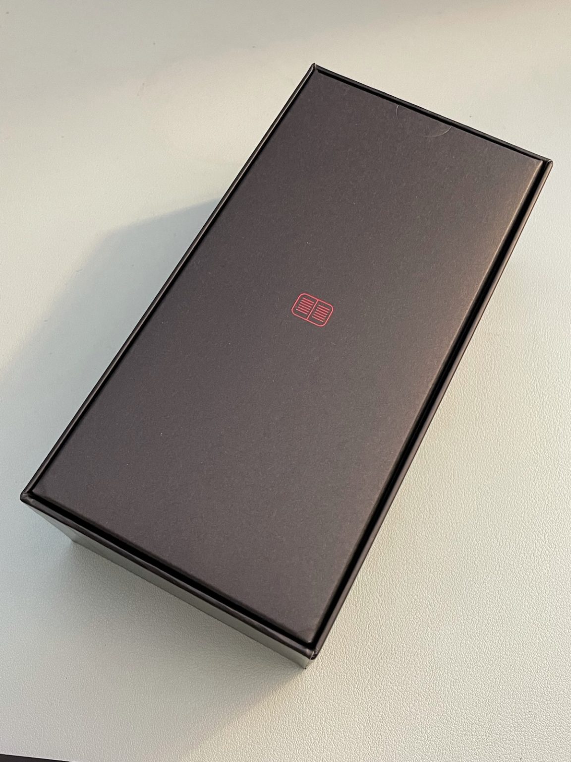 Unboxing the RedMagic 6R, in photos : Global Nerdy