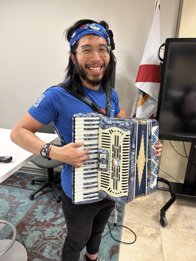 R.I.P. Vincent Tang : Global Nerdy